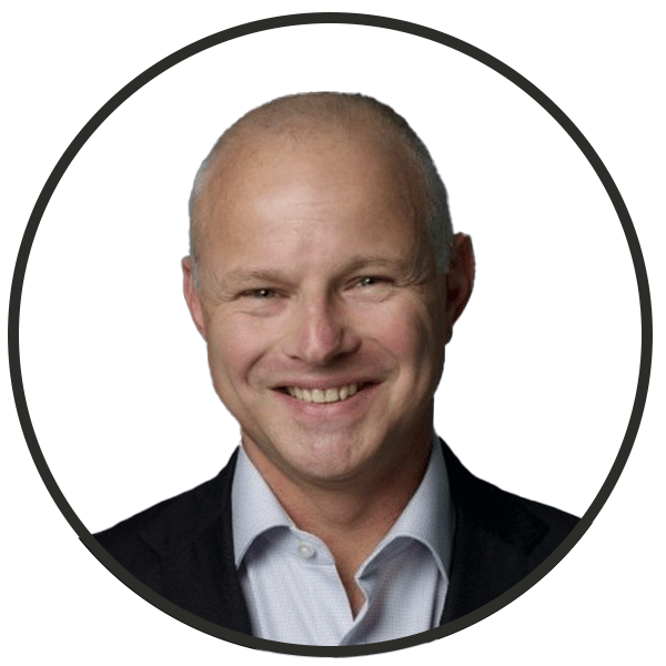 Phuong Ly lands job as Chief General manager of Allianz Commercial ...