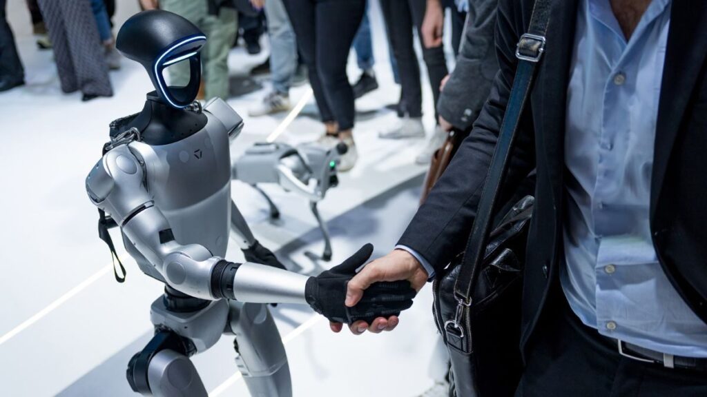 CPIC rolls out China’s first dedicated insurance for humanoid robot ...